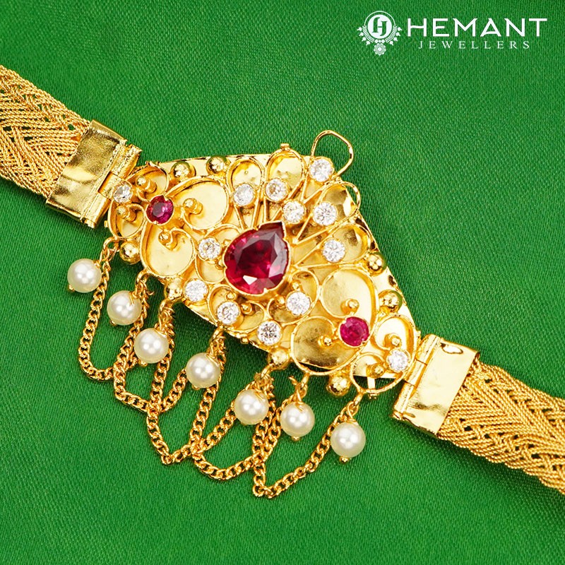 Traditional Maharashtrian Kolhapuri Micro Gold Plated Baju Band AD Pat ...